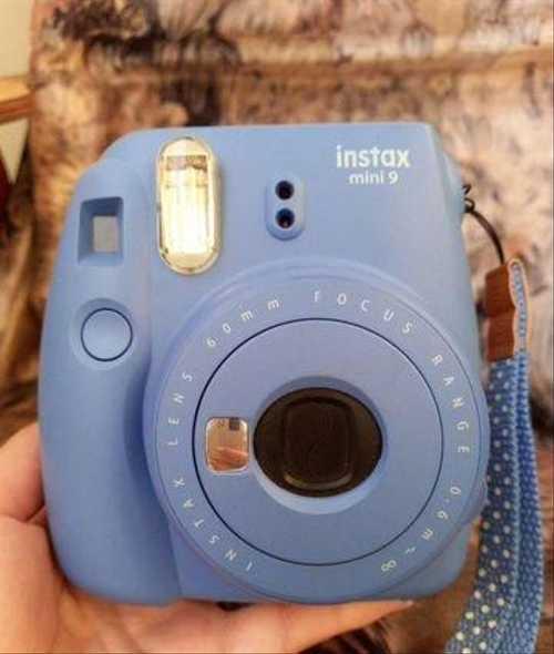 Instax mini 9 (плёночный фотоаппарат)