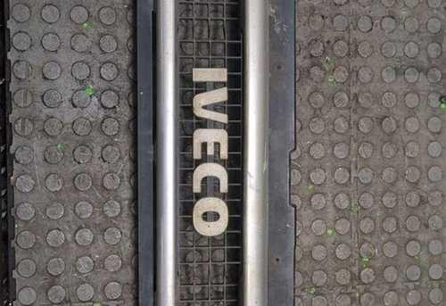Решетка радиатора Iveco Daily 3, 2003