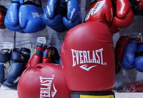 Боксерские перчатки Everlast (10/12 унций)