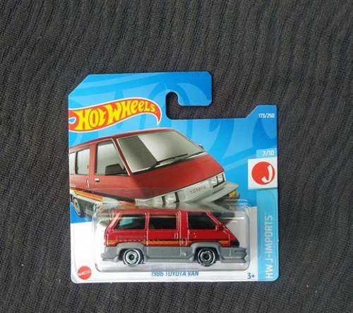 Hot wheels 1986 Toyota Van