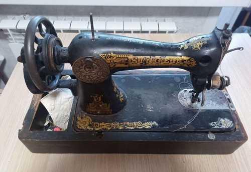 Швейная машинка ручная singer