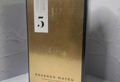 Rosendo Mateu № 5 Floral, Amber, Sensual Musk