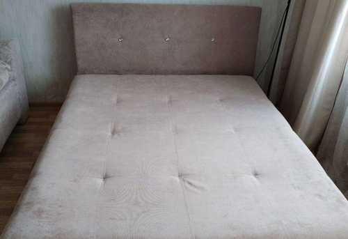 Кровать (тахта) двухспальная бу