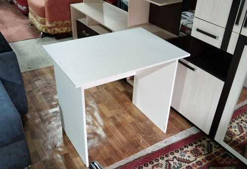 Маникюрный стол, письменный стол бу. Склад мебели