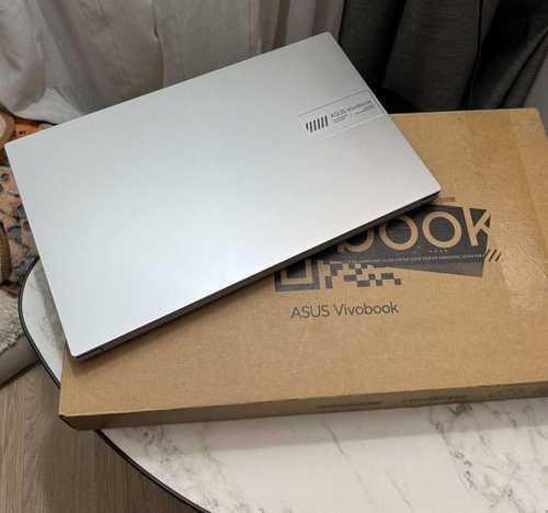 Ноутбук asus Vivobook E1504F под восстановление