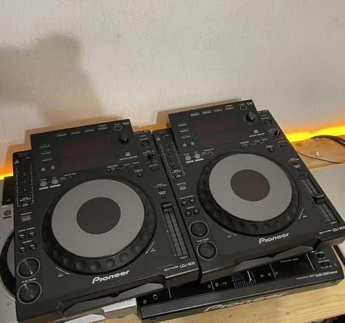 Pioneer CDJ-900 x2