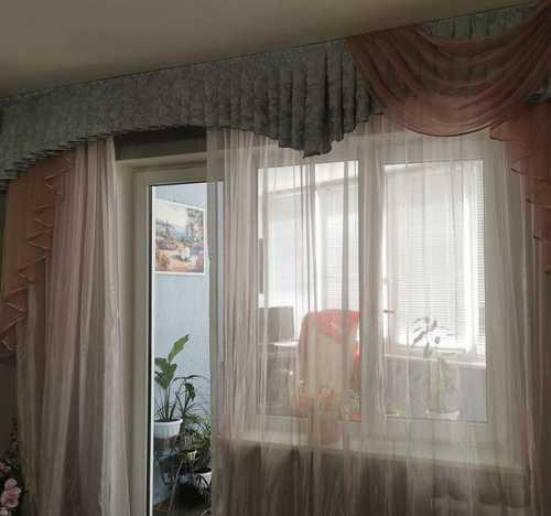 Тюль с лабрекеном на липкой ленте