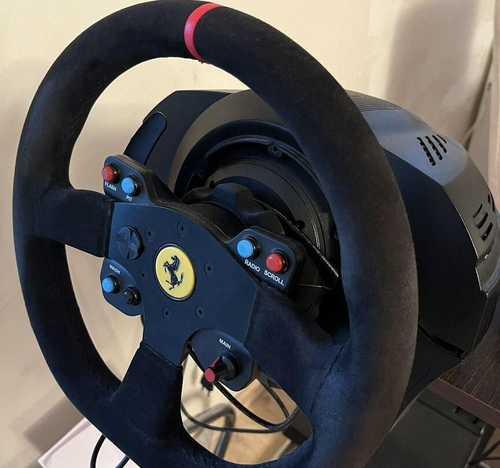 Руль ThrustMaster T300 Ferrari