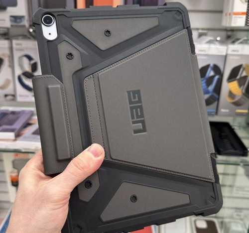 Чехол UAG на iPad Air