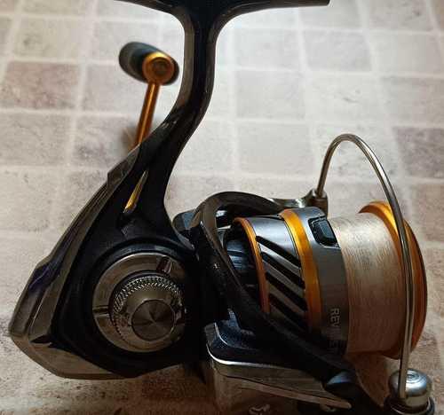 Катушка daiwa