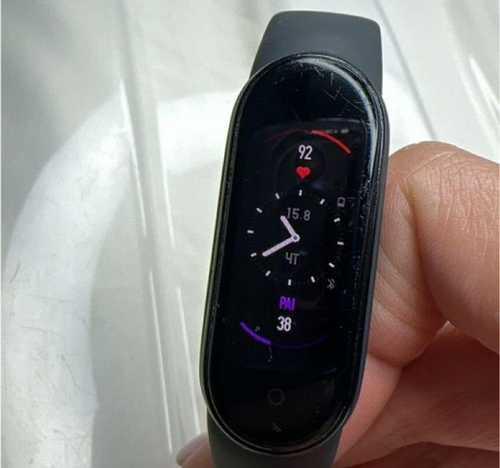 Фитнес браслет xiaomi mi band 5 бу