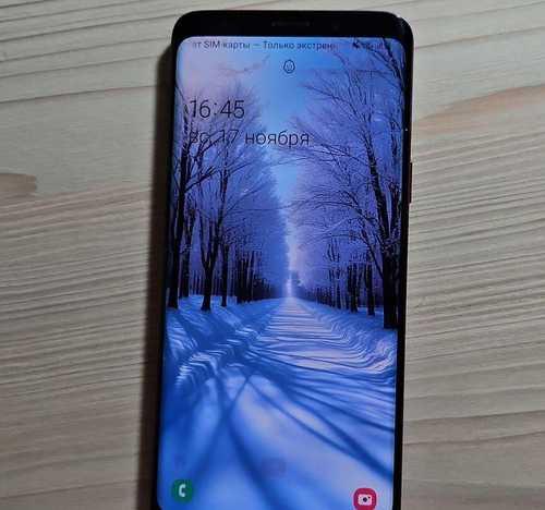 Samsung Galaxy S9, 4/64 ГБ