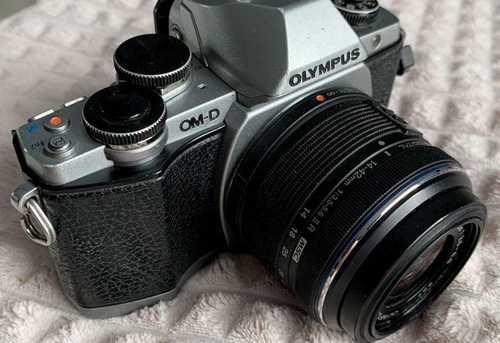Фотоаппарат olympus OM-D em10 беззеркальный