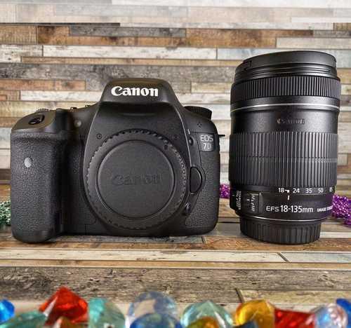 Canon EOS 7D kit EF-S 18-135mm f/3.5-5.6 IS