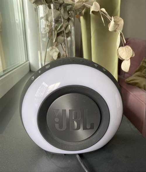 Колонка jbl часы будильник лампочка