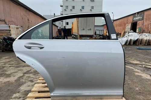 Дверь задняя правая Mercedes S-Class W221