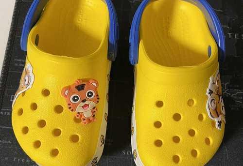 Тапочки детские crocs c6