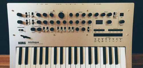 Аналоговый синтезатор Korg Minilogue