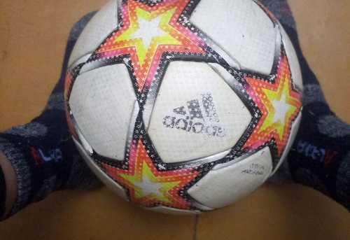 Футбольный мяч adidas Профессиональный