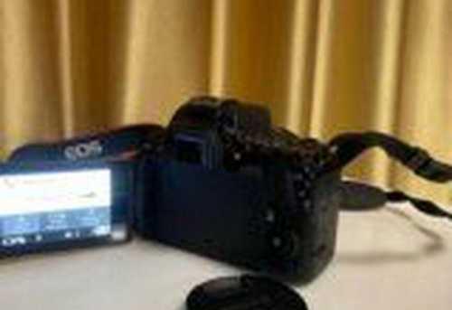 Зеркальный фотоаппарат Canon EOS 250D Kit EF-S