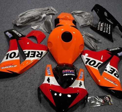 Комплект пластика на Honda CBR 1000RR 2008-2011