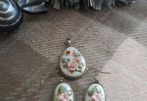 Сережки и подвеска