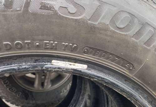 Bridgestone Blizzak DM-V2 215/70 R16