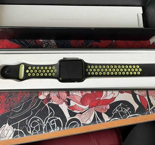 Apple watch series 2 42mm nike