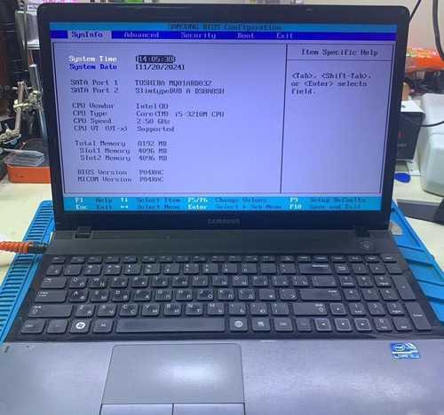 Ноутбук samsung np300e5c