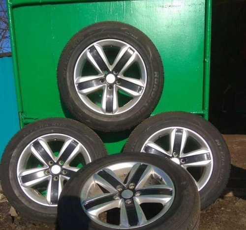 Roadstone N'Fera RU5 225/65 R17