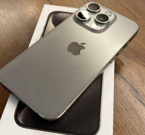 iPhone 15 Pro, 256 ГБ