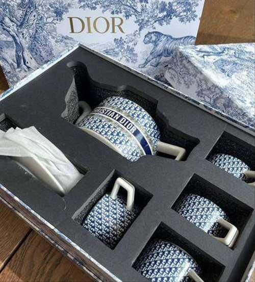 Чайный сервиз Dior комплект