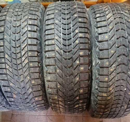 Firestone Winter Force 225/60 R17 99S