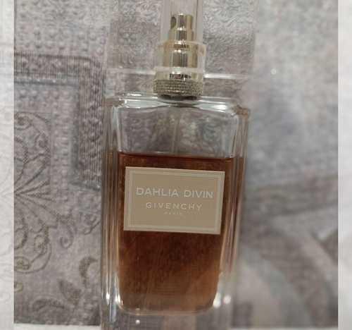 Givenchy Dahlia Divin парфюм 30ml