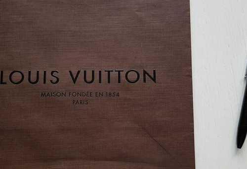 Пакет Louis Vuitton