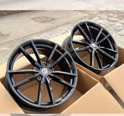 Диски R*17/5x112 Pretoria Skoda,VW,Golf,Octavia