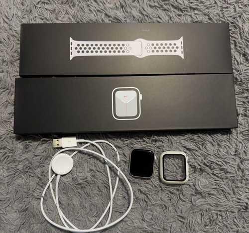 Apple watch se 40mm nike