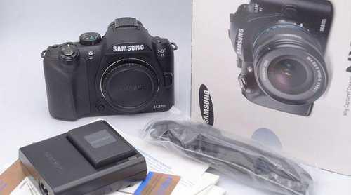 Samsung NX11 body