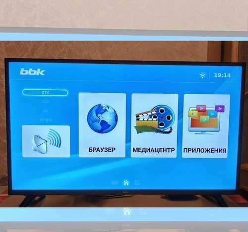 Телевизор BBK SMART tv 40 дюймов