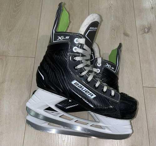 Коньки bauer XLS (стелтка 25,5 см, 6R)