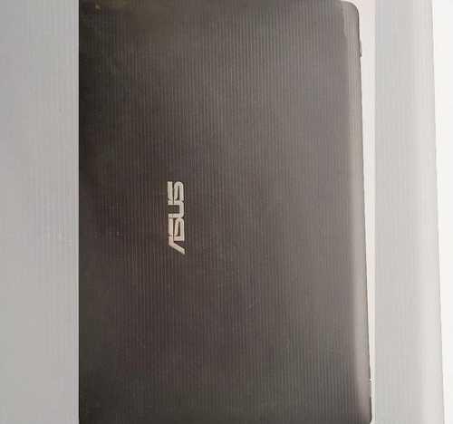 Ноутбук "asus"