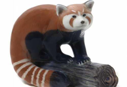 Фарфоровая фигура "Красная панда". Bing & Grondahl