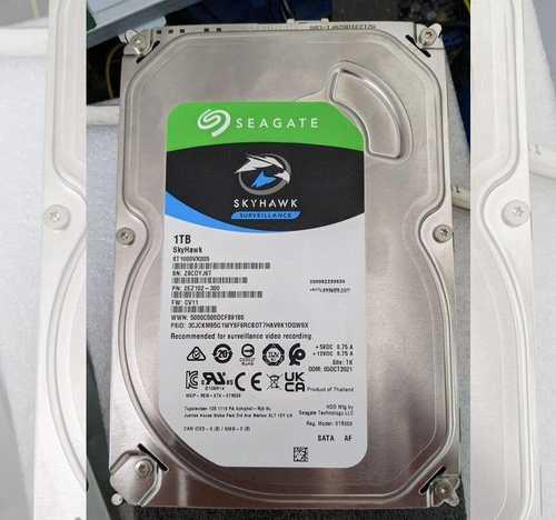 Жесткий диск hdd seagate ST1000VX05