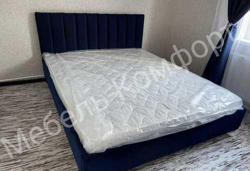 Кровать двуспальная с мягким изголовьем/для отеля