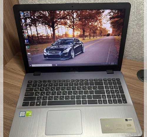 Asus FullHD/i3/8gb/ssd512/940mx