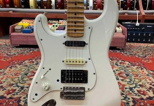 Электрогитара Fender Stratocaster Lefty HSH White