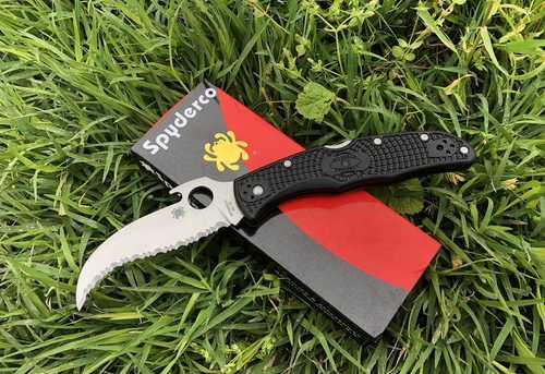 Нож Spyderco Matriarch белый