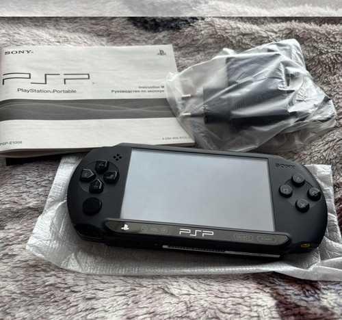 Sony PSP-E1008