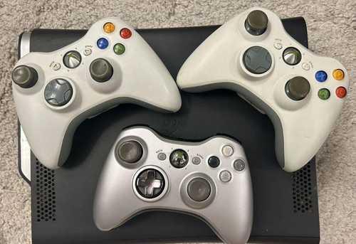 Xbox 360 (120Gb, не шитый) + 3 контроллера