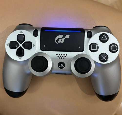 Геймпад Sony Dualshock 4 / Limited Edition